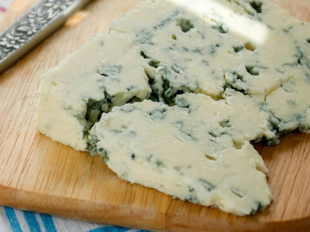 18 Best Feta Cheese Substitutes | She's Not Cookin'