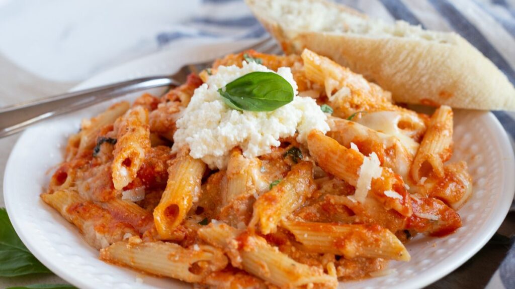 34 Pasta Dinner Ideas Perfect For Busy Weeknights | She's Not Cookin'