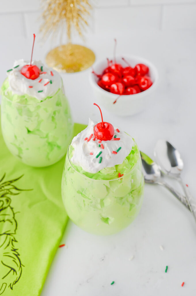 Grinch-Themed Fluff Recipe | She's Not Cookin'