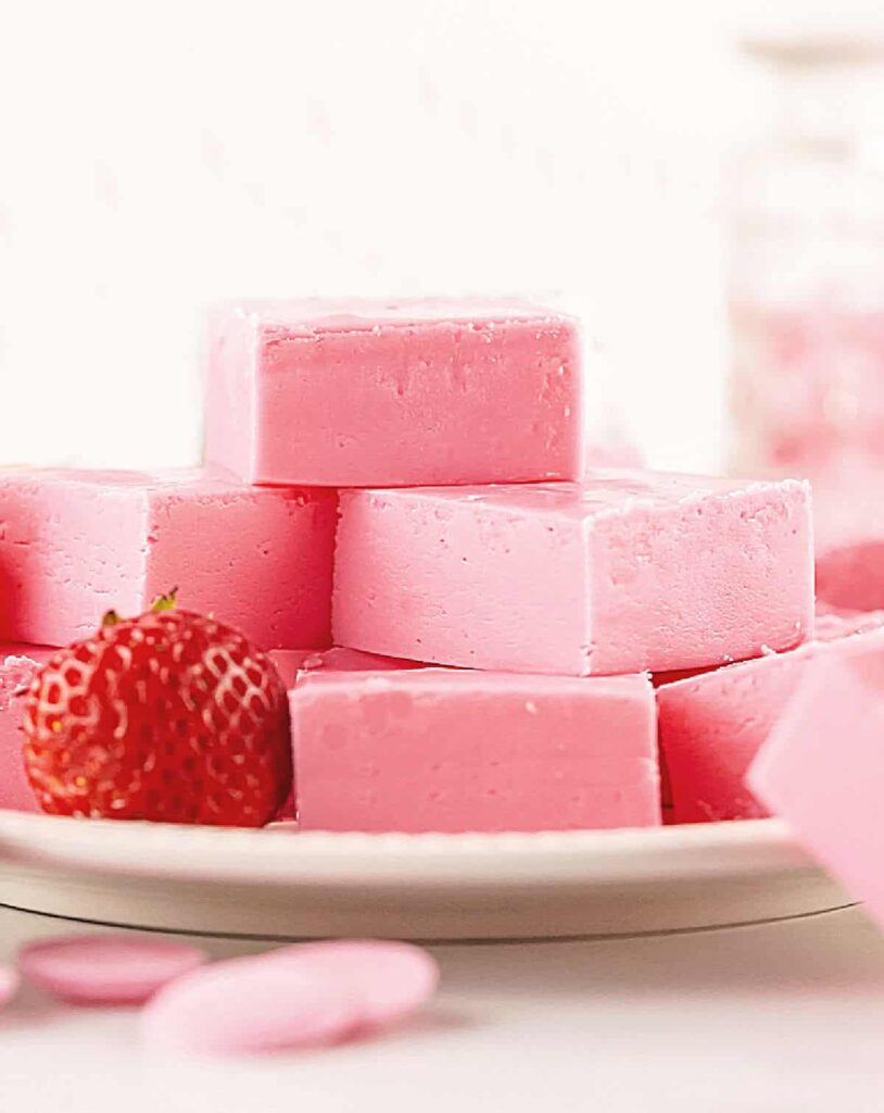 15 Pretty in Pink Desserts That Are Perfect for Your Baby Shower | She ...