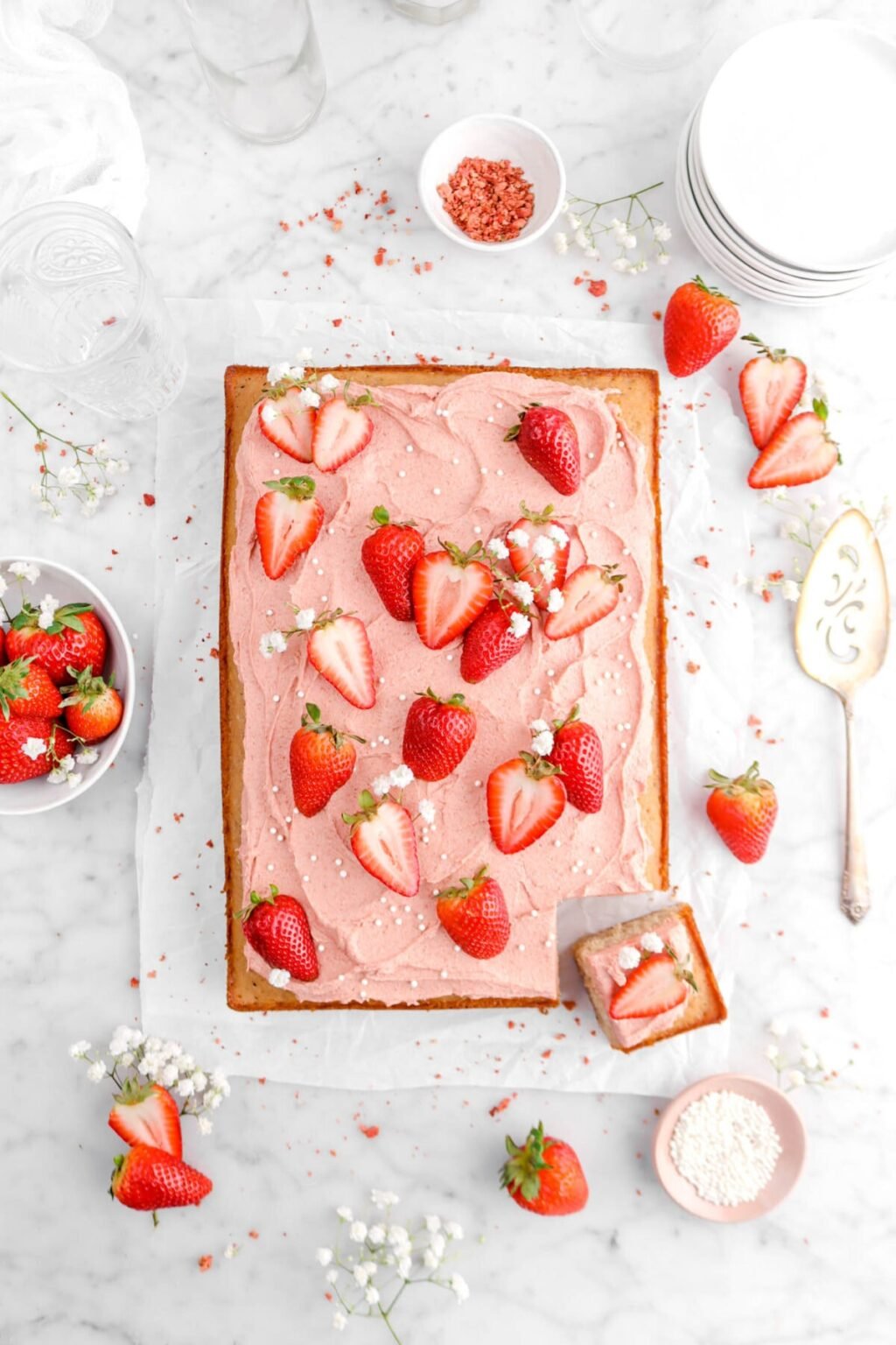 15 Pretty in Pink Desserts That Are Perfect for Your Baby Shower | She ...